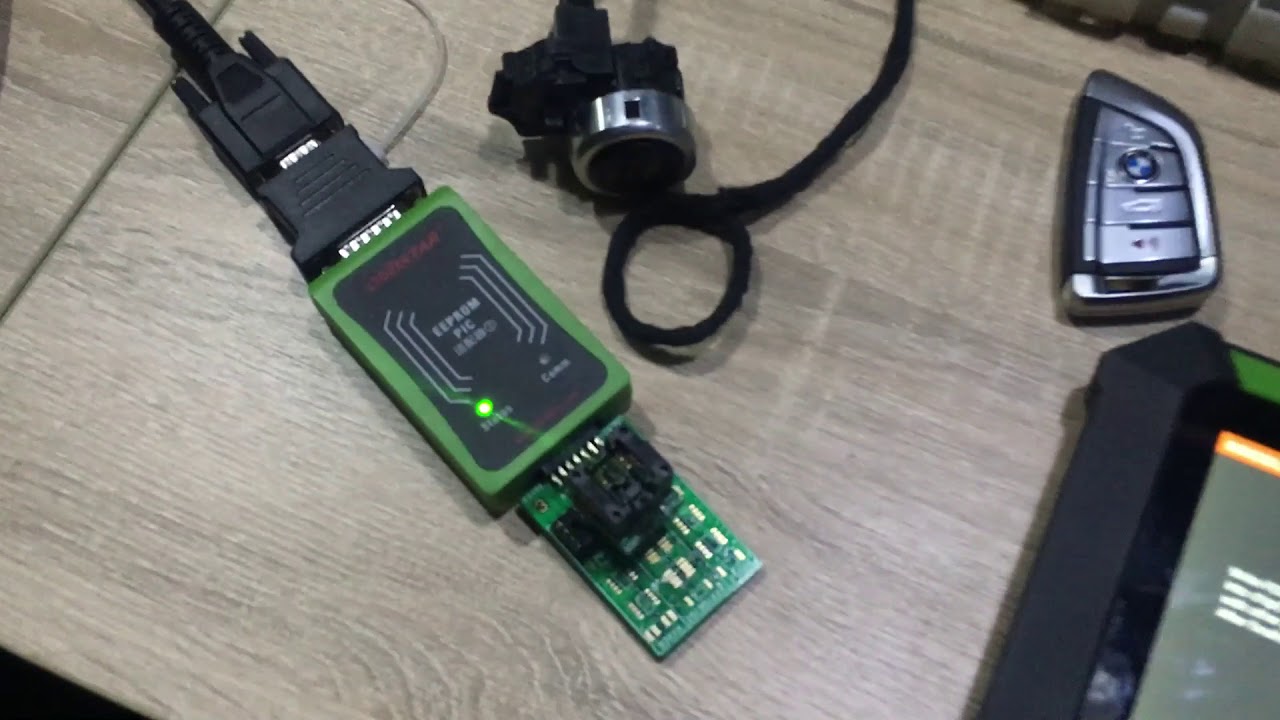 BMW FEM key programming with Key Master DP - YouTube