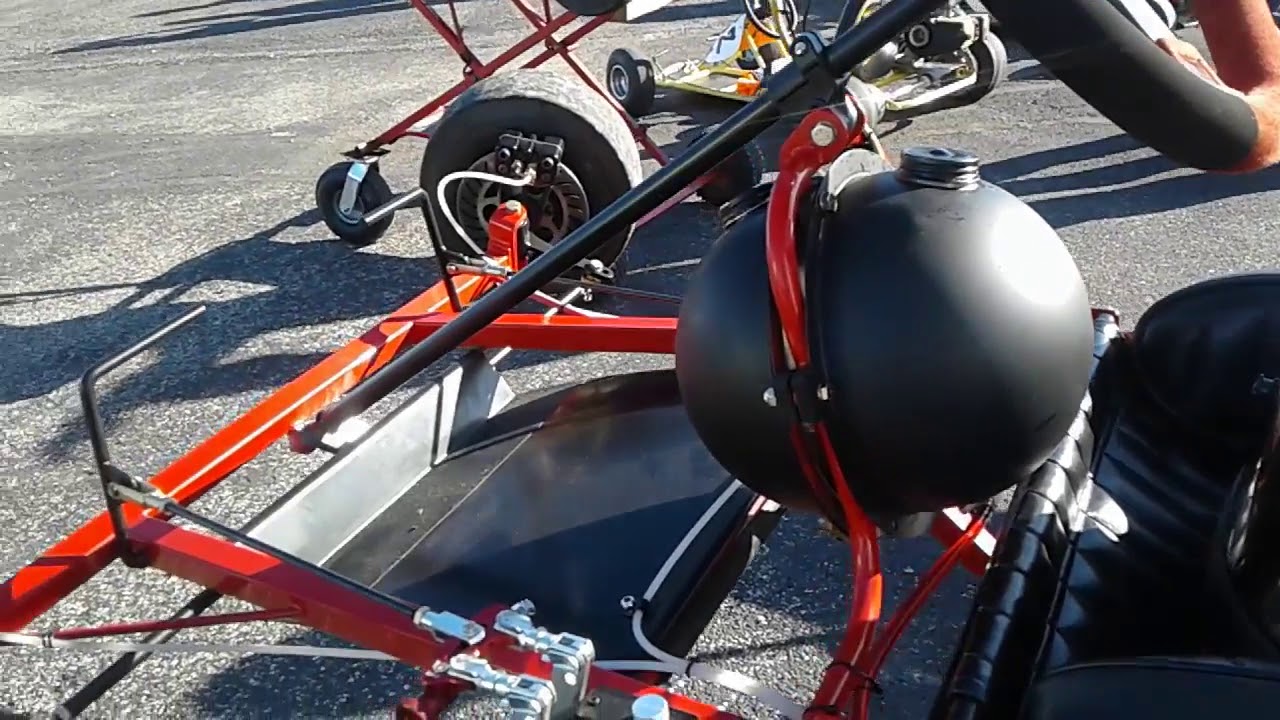 Vince Rotole's Dual McCulloch 101 Powered Rear Engine SAE Vintage Kart ...