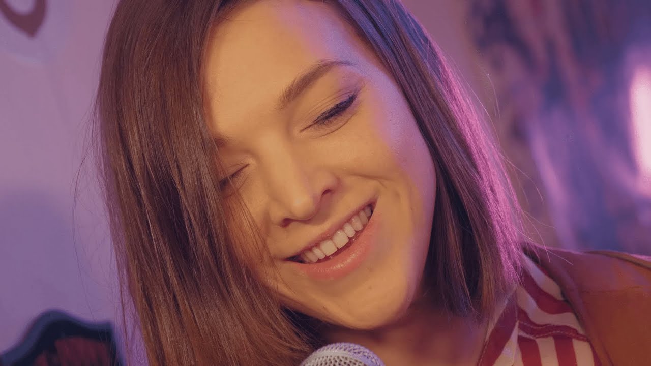 Hannah Ashcroft - Landfire (Live 2019) - YouTube