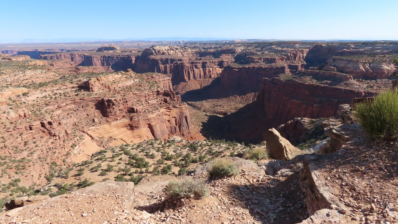 AZTEC BUTTE TRAIL - ISLAND IN THE SKY - CANYONLANDS NATIONAL PARK ...