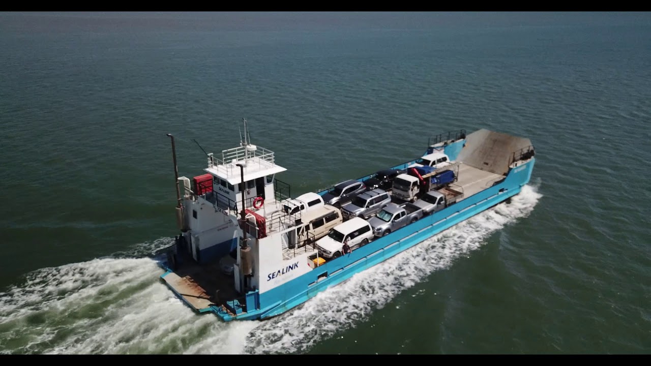 Barge & High speed ferry Moreton bay - YouTube