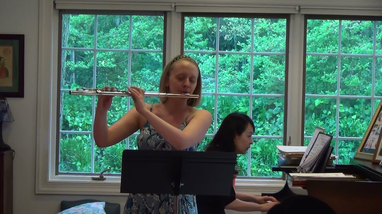 Emma Resmini: Arnold Sonatina; I. Allegro - YouTube