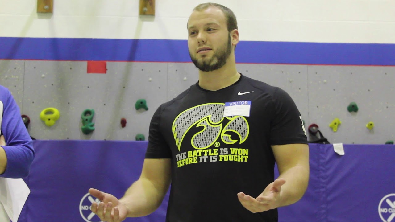 Tyler Kluver visits Franklin Elementary - YouTube