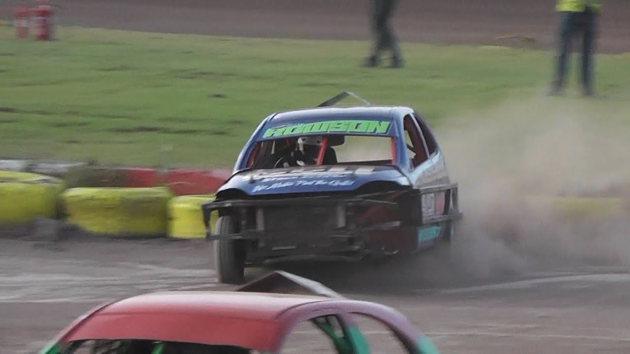 13/18 1300cc Stockcars Heat 2 Part 1 - YouTube