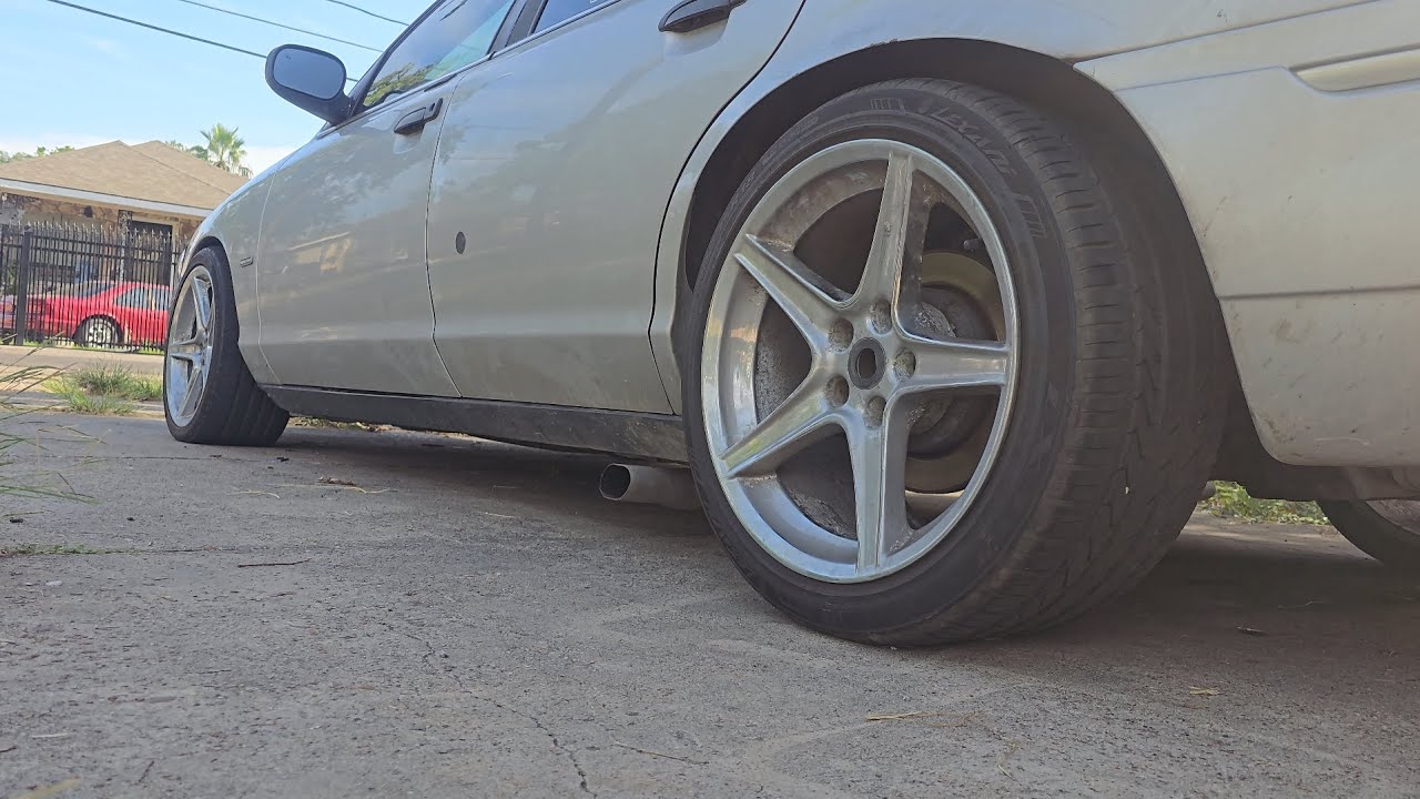 Reign Gets His 3 Inch X Pipe Installed! Here's how it sounds! - YouTube