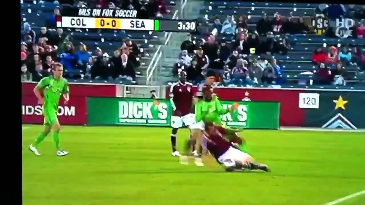 Steve Zakuani Leg Break