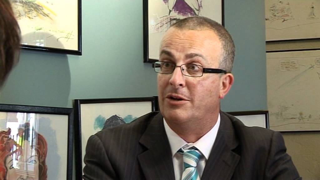 Undercurrent s04e07 - Court Wine Bar (Bronwyn Barnes) - YouTube