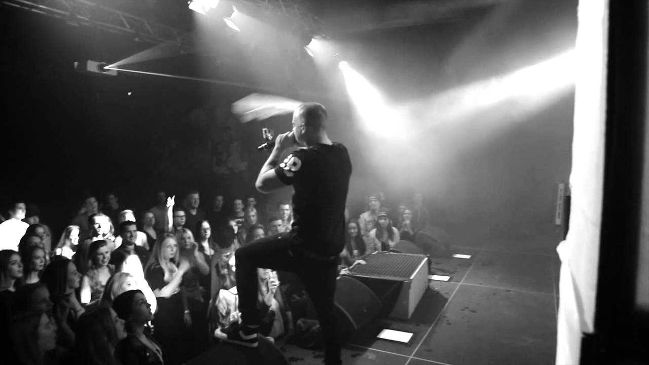 [Even Chill FM] JeBroer in de Effenaar - Interview - YouTube