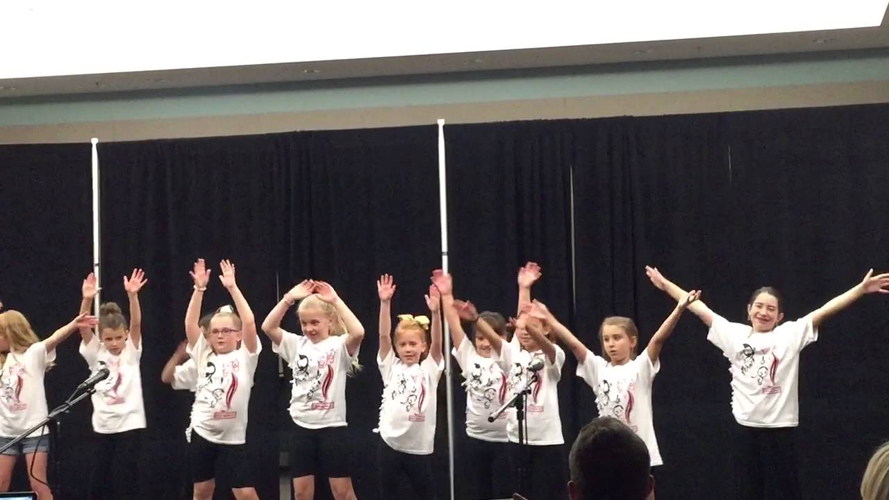 Taylor Swift camp 4-HD - YouTube