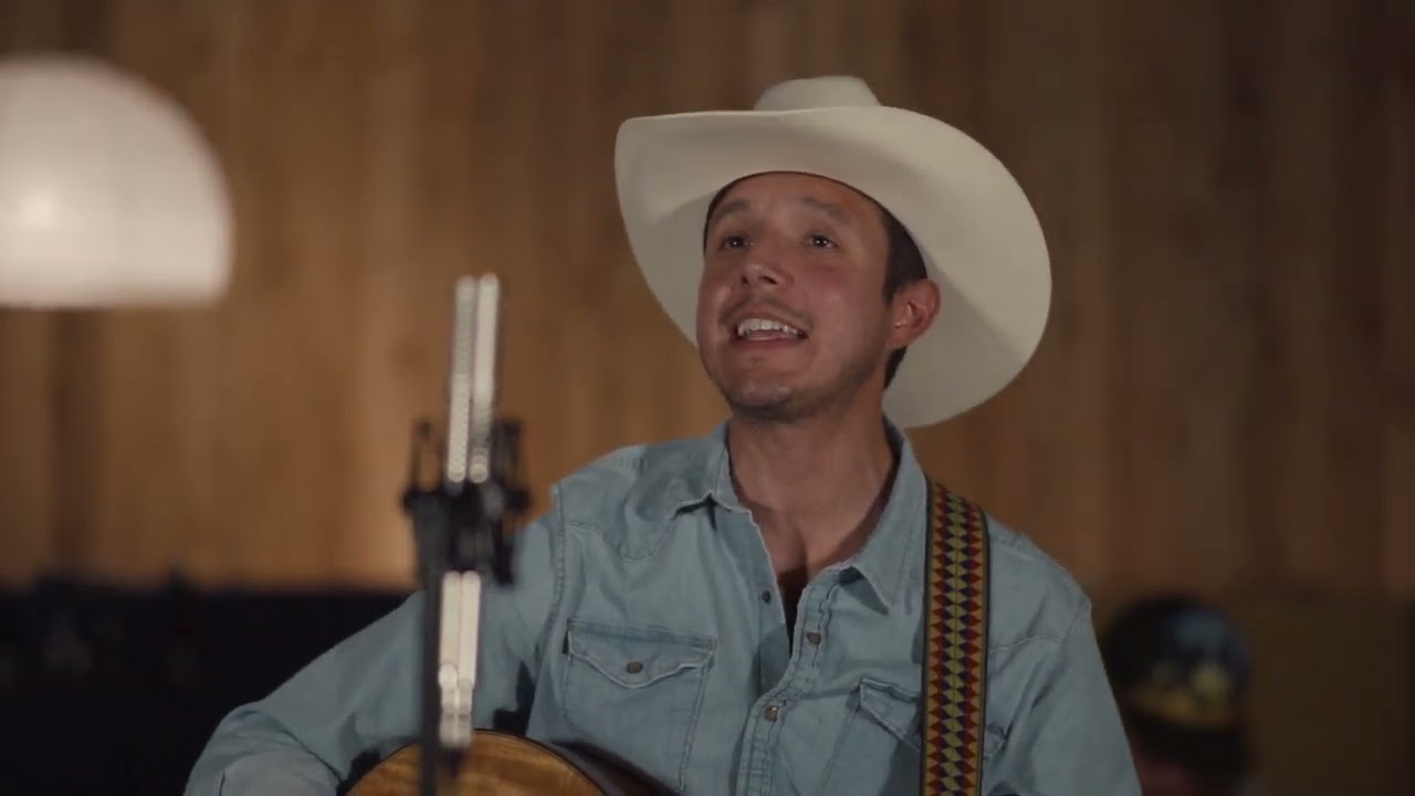 Cory Cross /// New Years Eve (Cloudland Single Mic Session) - YouTube