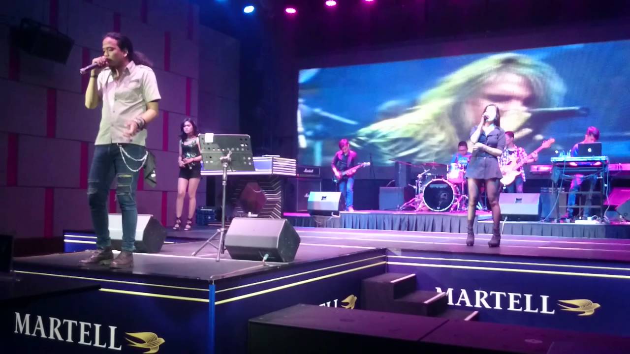 HELLA BAND "Forever And One (Helloween Cover)" - YouTube