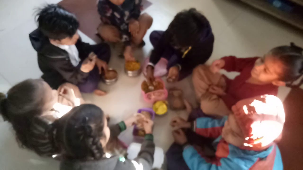 Samuh bhojan - YouTube