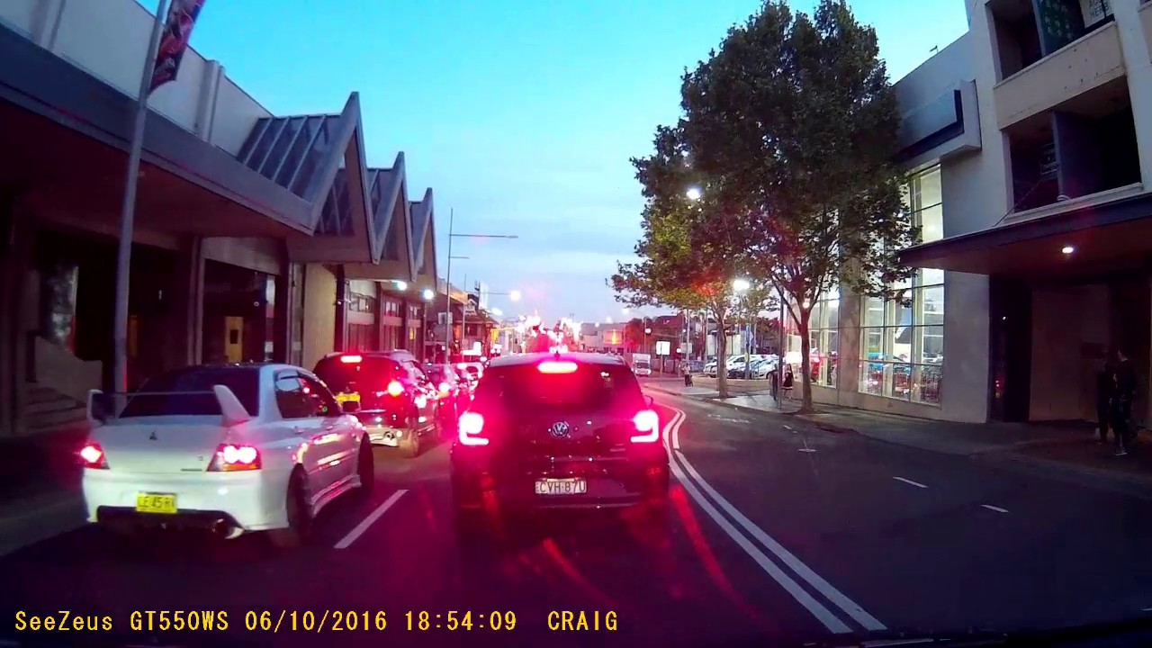 dashcam captures observations in the traffic Sydney drivers part1 2016 ...
