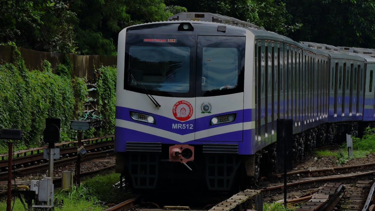 Dalian Rake leaving the station with speed near a perfect curve ...