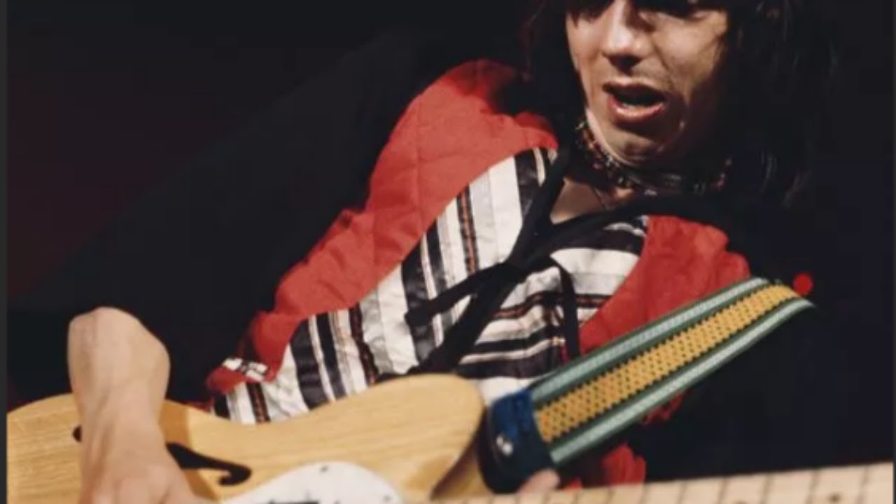 Jimmy McCulloch Was A ROCK Guitarist Prodigy At 15 Years Old - YouTube