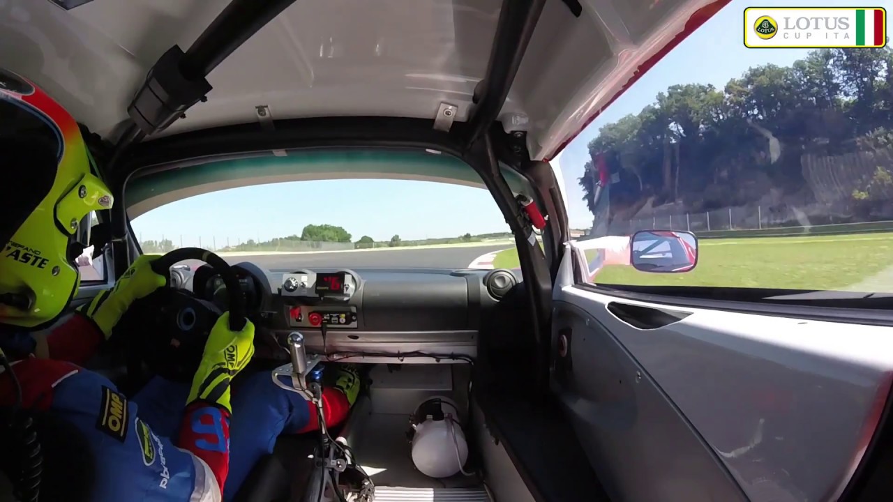 Stefano d'Aste su Lotus Elise Cup PB-R a Vallelunga - YouTube