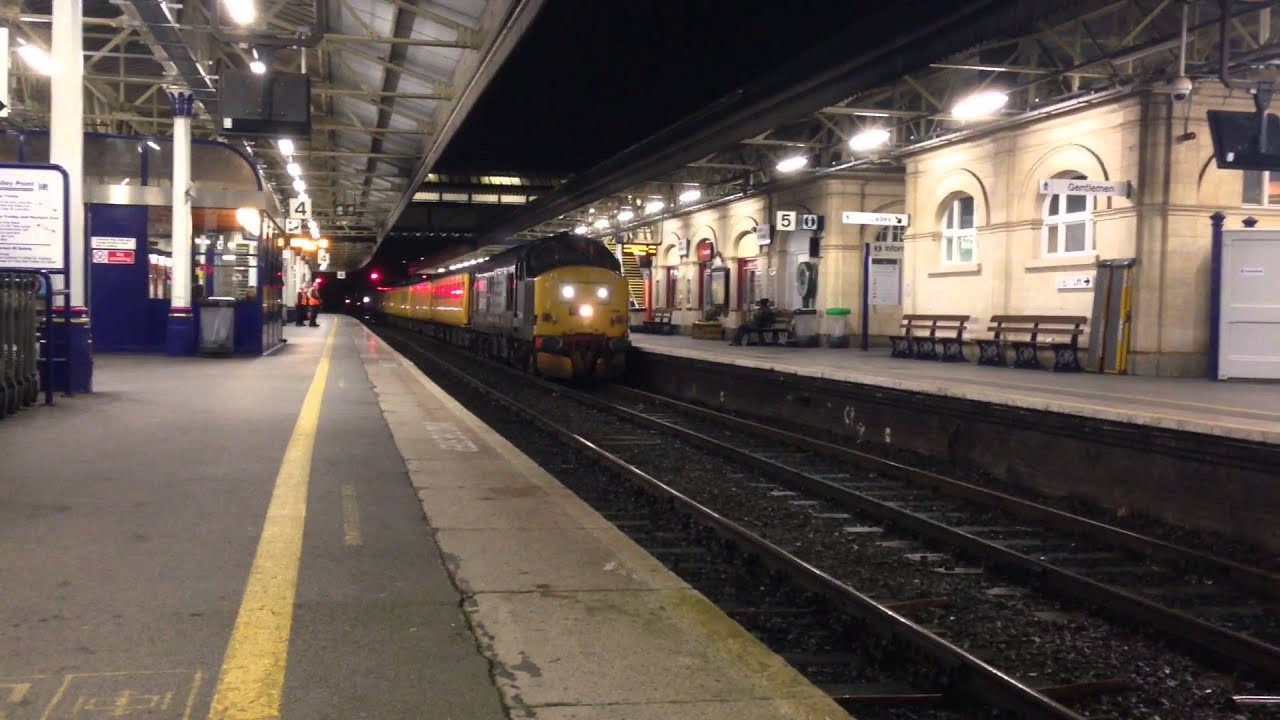 DRS 37688 leaving Exeter TMD and making big noises through EXD - YouTube