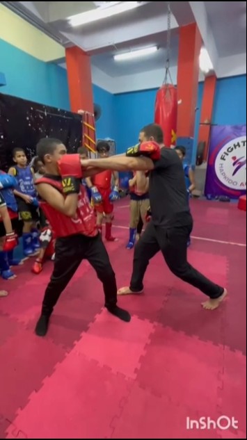sanda / kickboxing technique #kungfu #boxing #kickboxing - YouTube