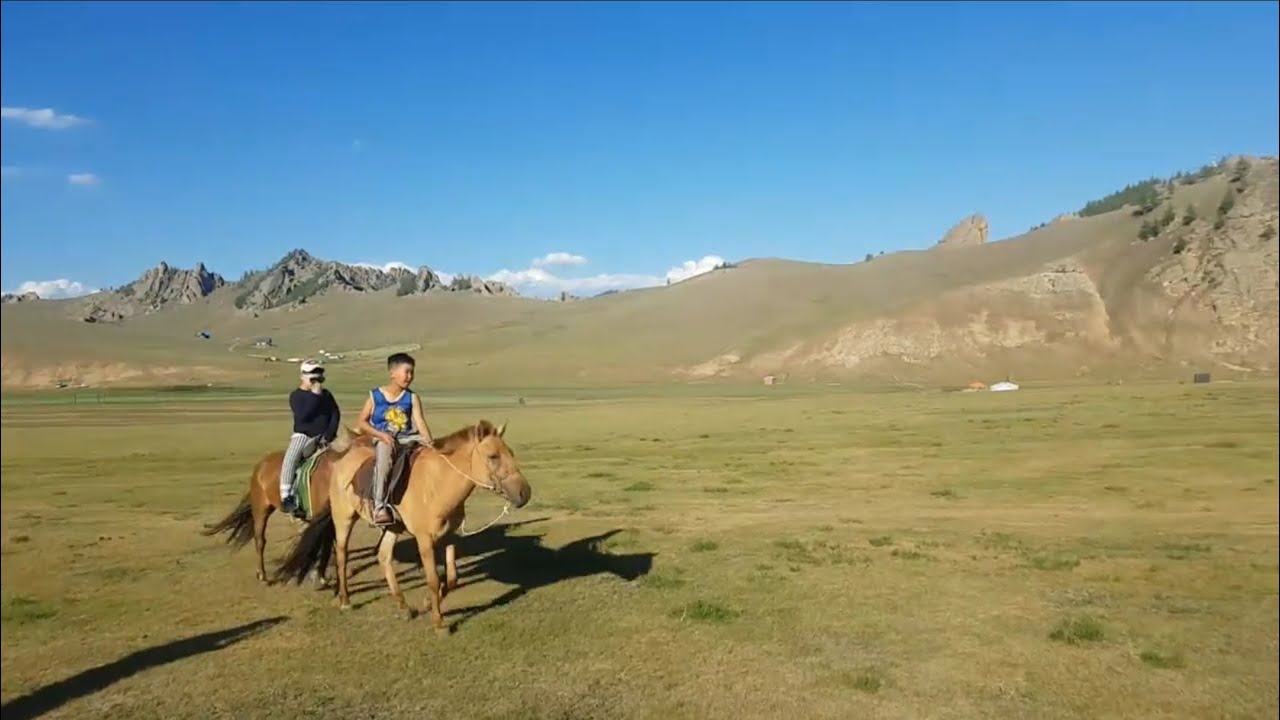 Haram Kim/2018(2nd grade)/Haram in Mongolia/Haram’s First Horseback Riding Ever! - YouTube