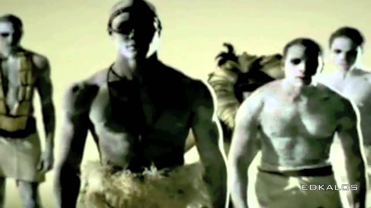 Shakira Waka Waka Esto es Africa Video Clip Español - YouTube