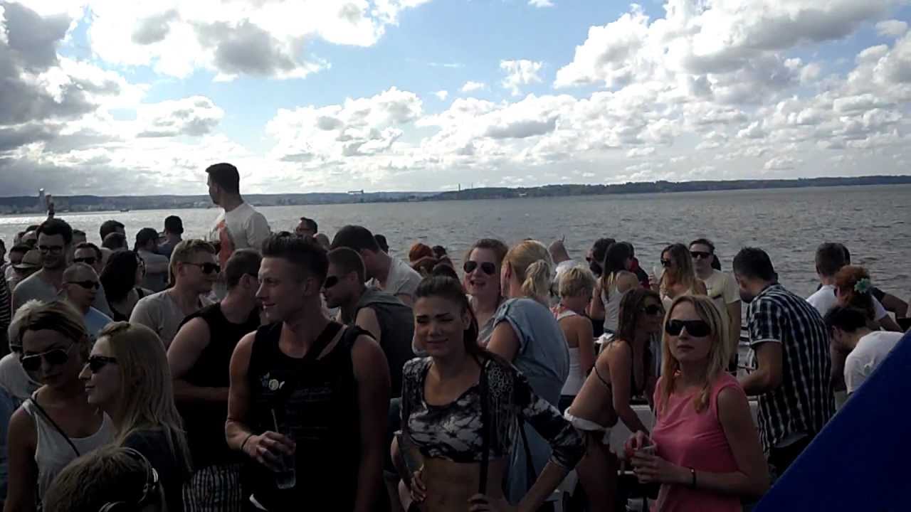 Big Boat Party "Wielkie Falowanie" 2012 part 1 - YouTube
