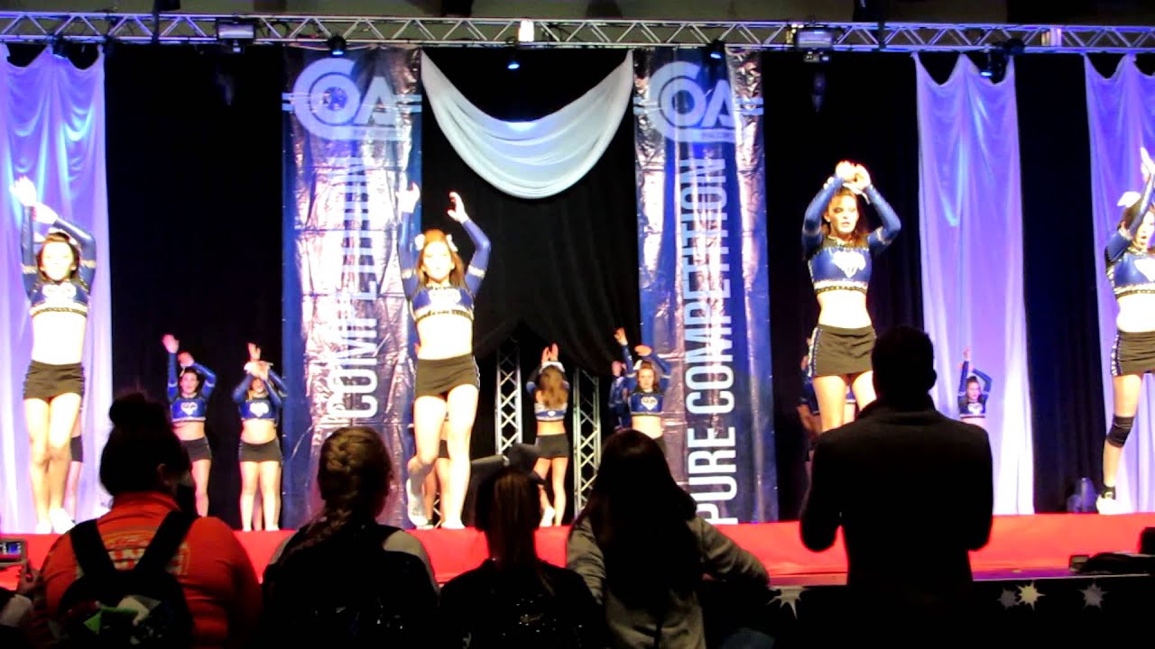MidWest Cheer Elite Toledo Sabers senior 5 2013 - YouTube