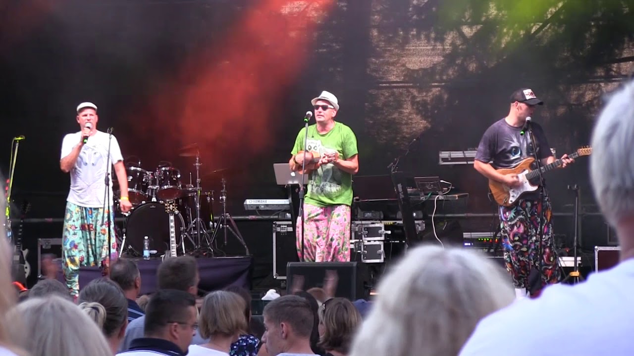 Sinu Naine - Sinu ees - YouTube
