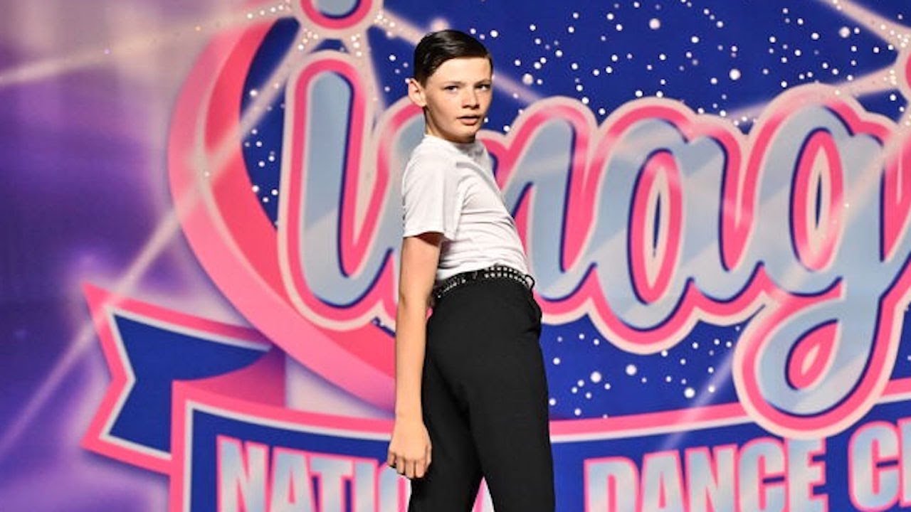 Charlie Douglas - Born This Way - YouTube