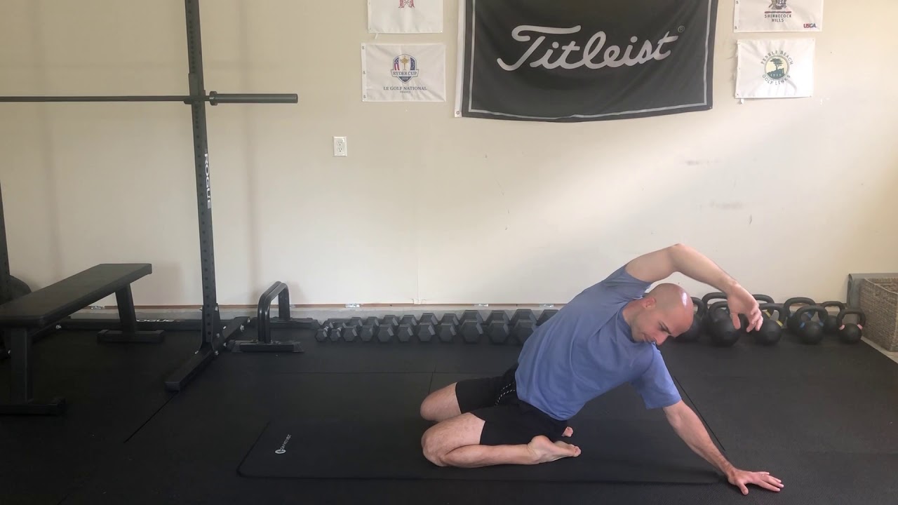 Kneeling lean back - YouTube