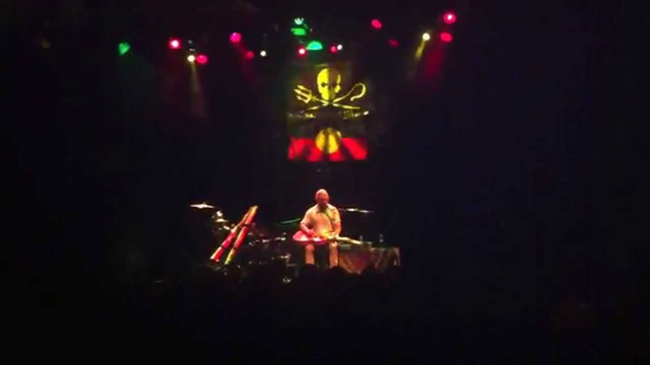 Xavier Rudd - Come Let Go | LIVE - YouTube