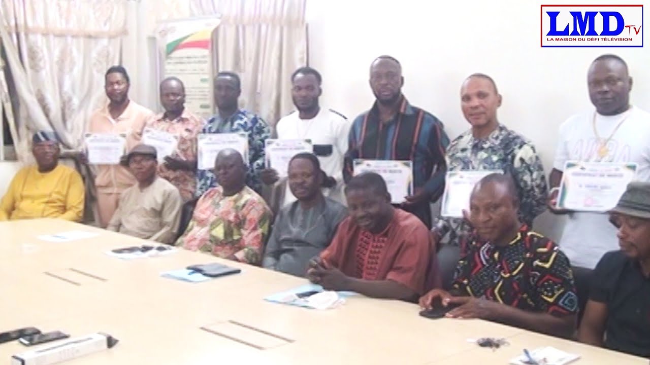 CELEBRATION DES ARTISTES LOCAUX DANS LA COMMUNE DE DOGBO - YouTube