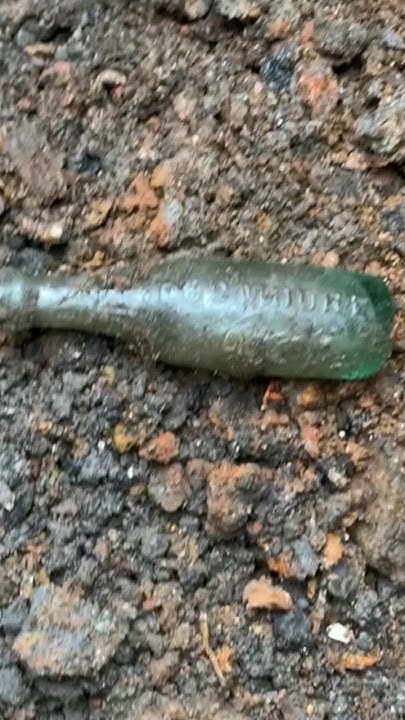 g & c moores glasgow pictorial chicken beer bottle found bottle digging scotland - YouTube