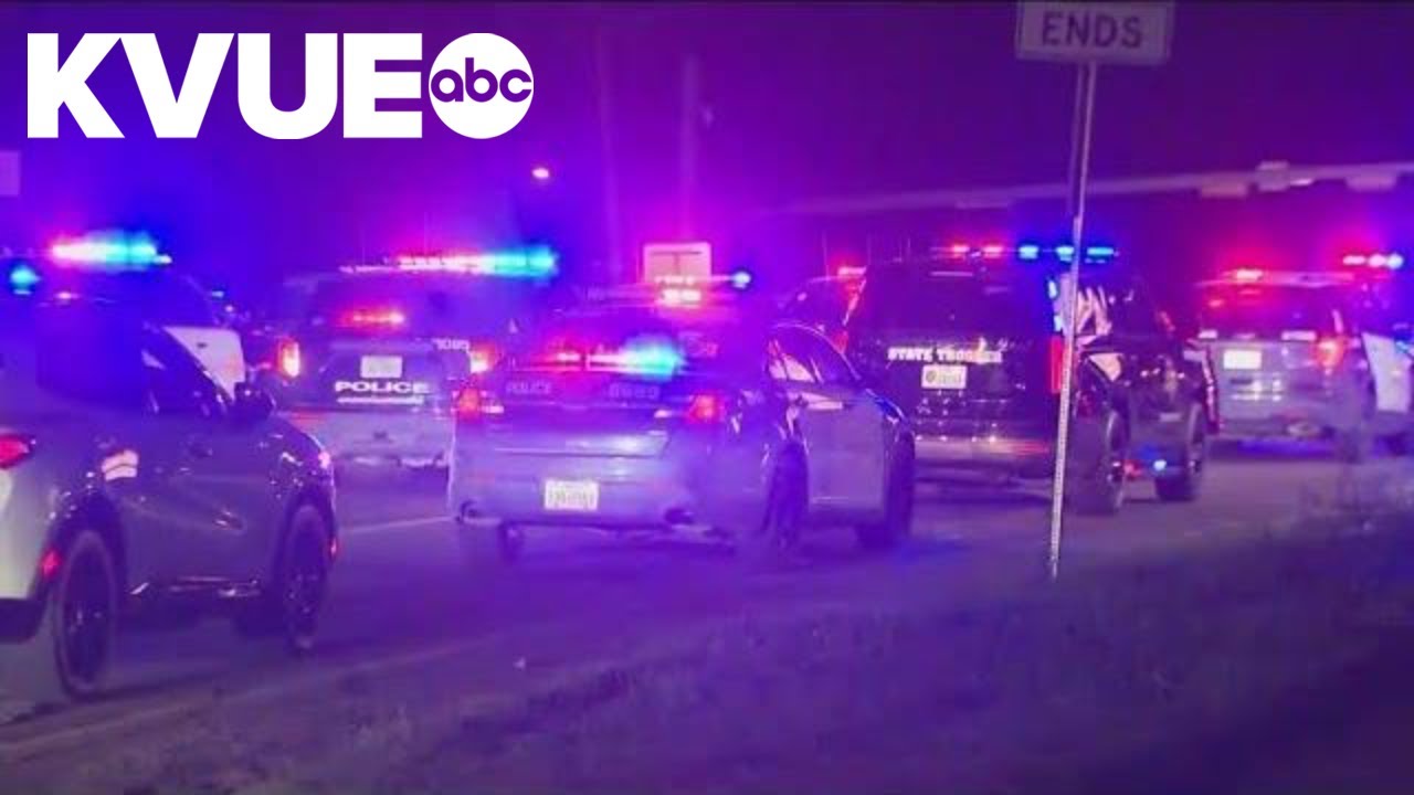 Austin police respond to multiple street takeovers Saturday - YouTube