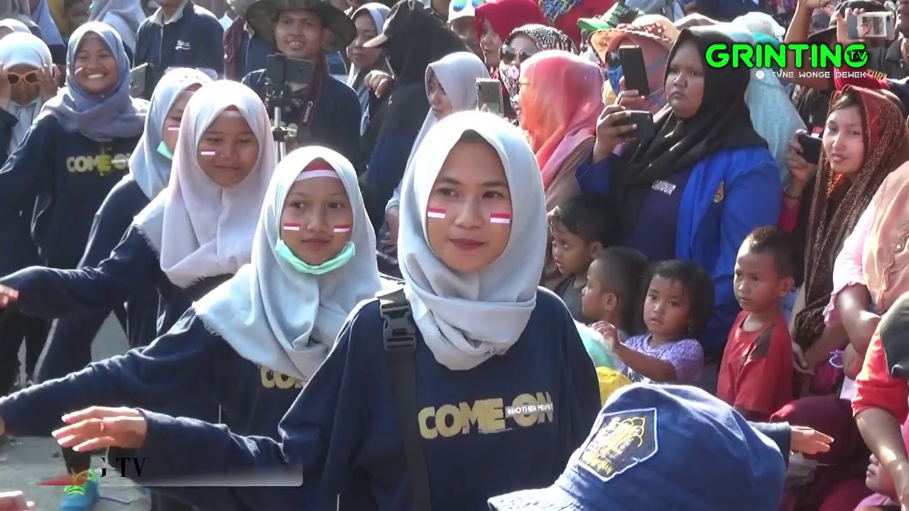 Gadis2 cantik dari PAGUYUBAN MERPATI KARNAVAL DESA GRINTING 2019 - YouTube