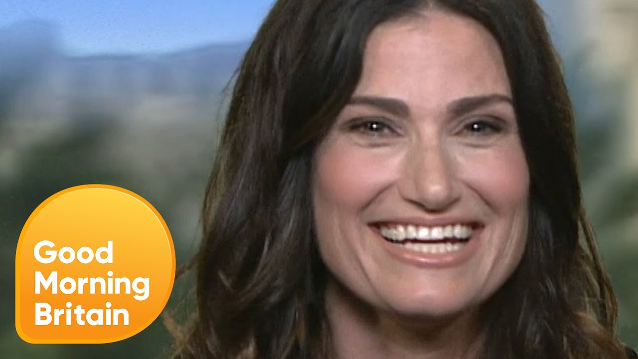 Piers Morgan Sings 'Let It Go' to Idina Menzel! | Good Morning Britain ...