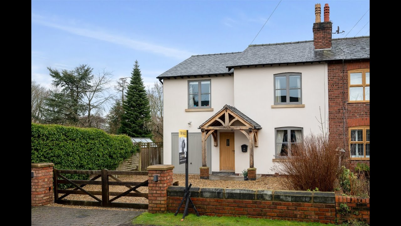 A beautiful cottage that Oozes kerb appeal located on one of Culcheth's ...