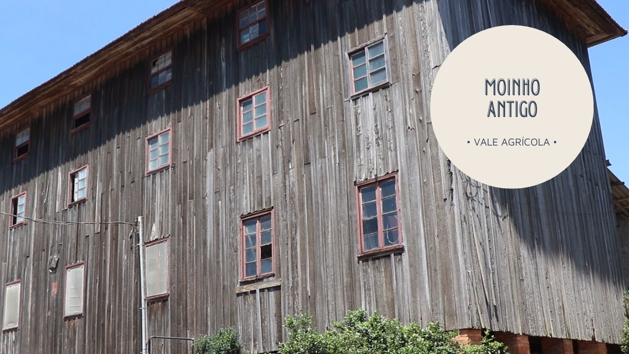 Moinho com quase 80 anos de história trabalha da mesma forma desde ...