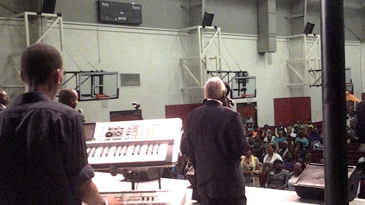 Deborah Barnes w/The Sunset Jubilaires “I'm Still Holding On” - YouTube