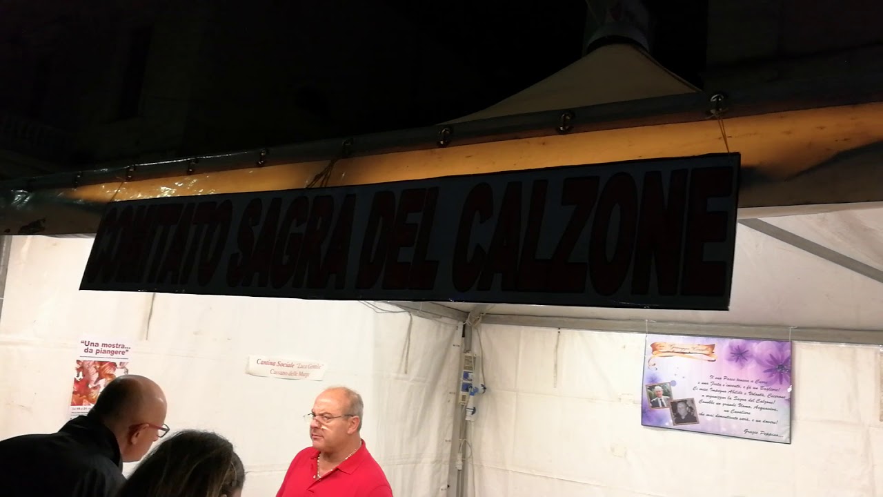Calzone, Sagra del Calzone / Calzone fest, Acquaviva delle Fonti ...