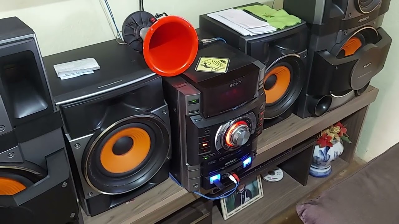 Sony Genezi Mhc gtr8 bass i love you - YouTube