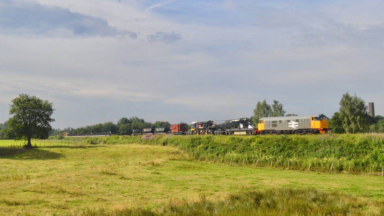 Class 31 31108 Engineering Crane Train Photographic Charter on East ...
