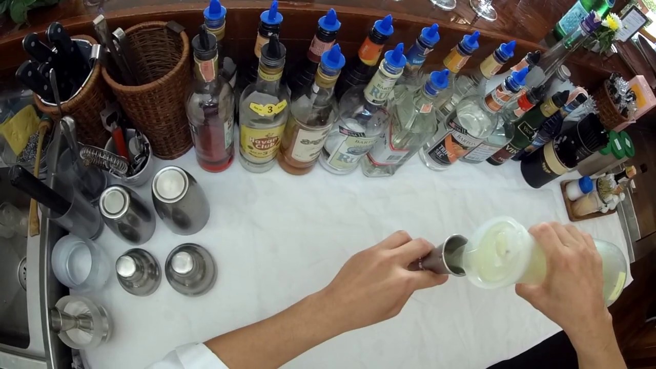 Caprioska Cocktail - YouTube