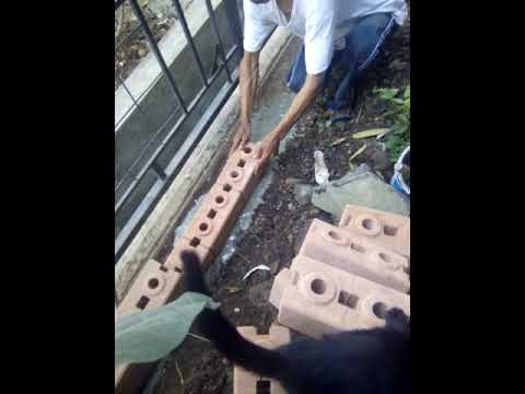 INILAH BEDANYA PEMASANGAN BATU BATA INTERLOCK DAN BATU BATA BIASA - YouTube