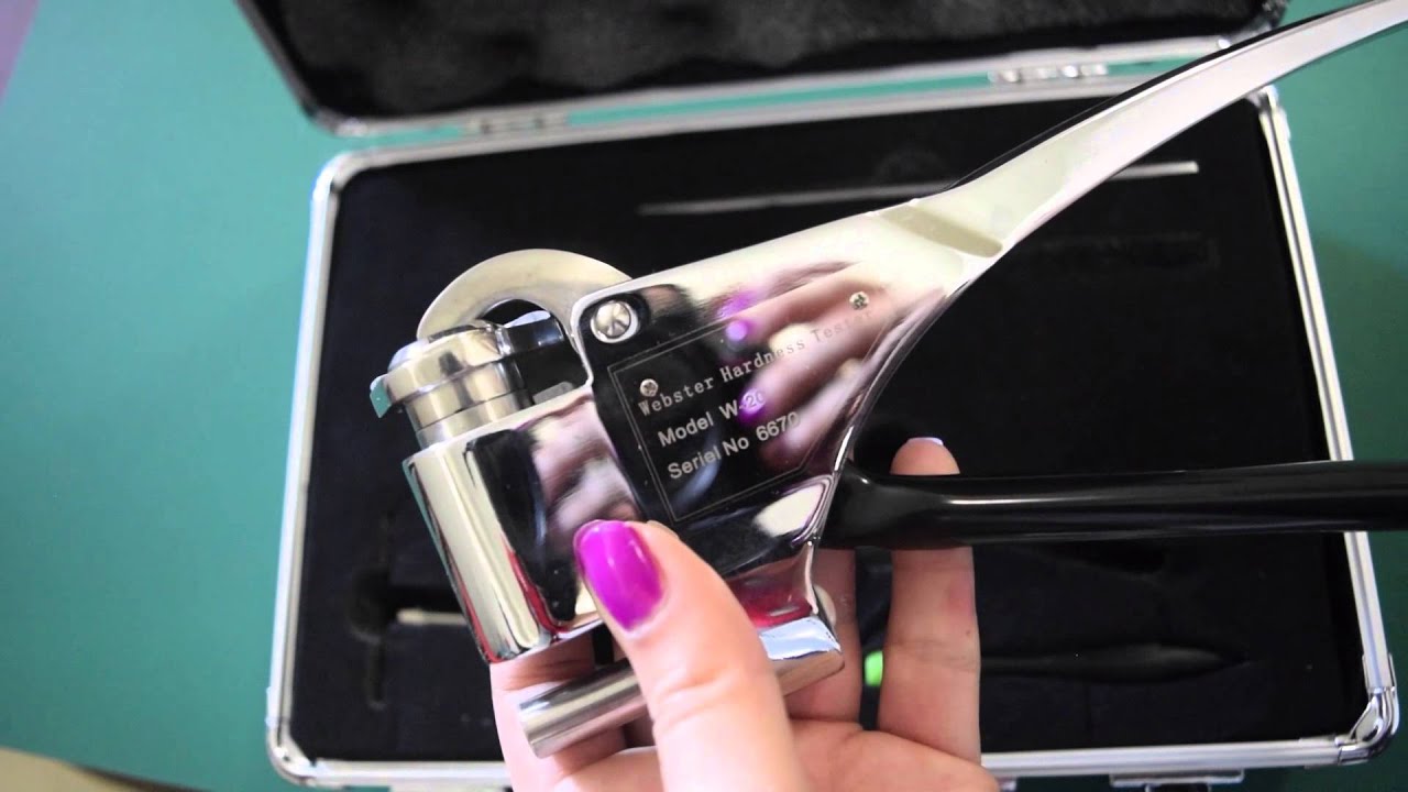 Durómetro Webster modelo W20 - YouTube