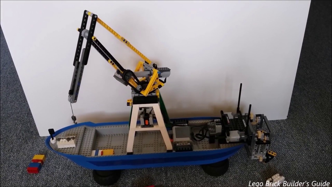 Lego Technic RC Crane on a Boat - YouTube