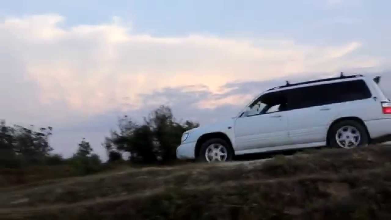 Subaru Forester & Toyota Surf Off Road sand - YouTube
