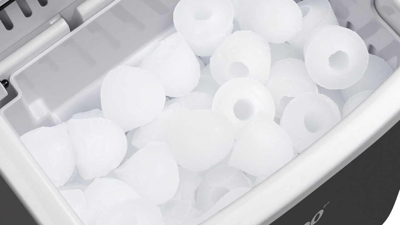 ASMR Ice eating| Crunchy igloo ice at work| (No Talking ) - YouTube