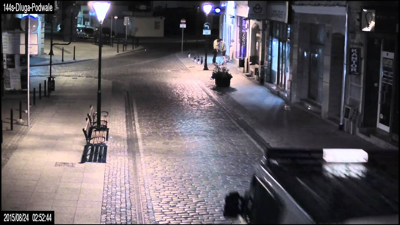 Przerwany nocny spacer grafficiarza - KMP Bydgoszcz monitoring - YouTube