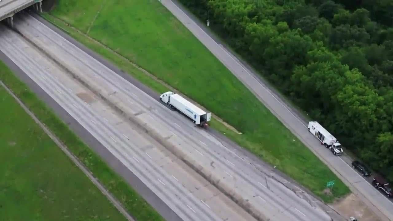 SKY 13 drone flies over I-65 lye spill shutdown - YouTube