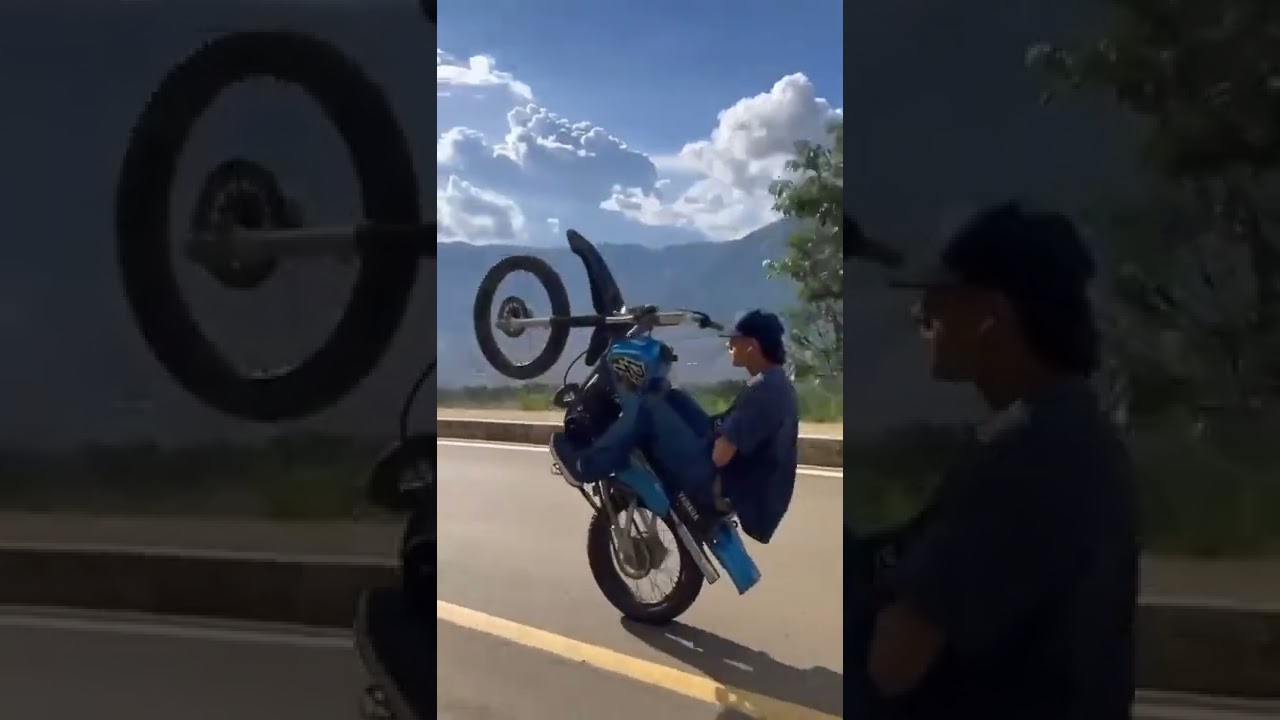 COLOMBIANO JUGANDO CON UN MOTOR YAHAMAHA CALIBRANDO AGARA EL TIMON CON ...